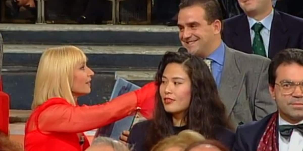 Carràmba! Che sorpresa - Puntata del 28/12/1995 - Video - RaiPlay